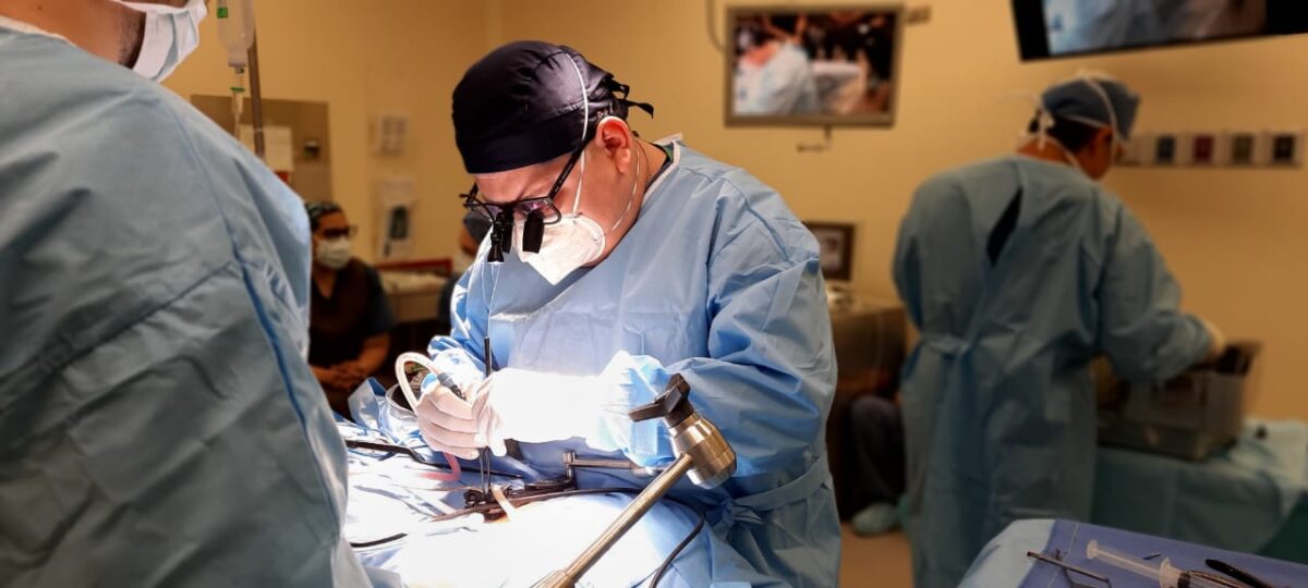 Dr. Enrique Govea